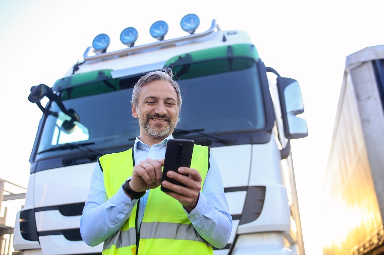 Reimagine fleet management with real-time tracking and route ...